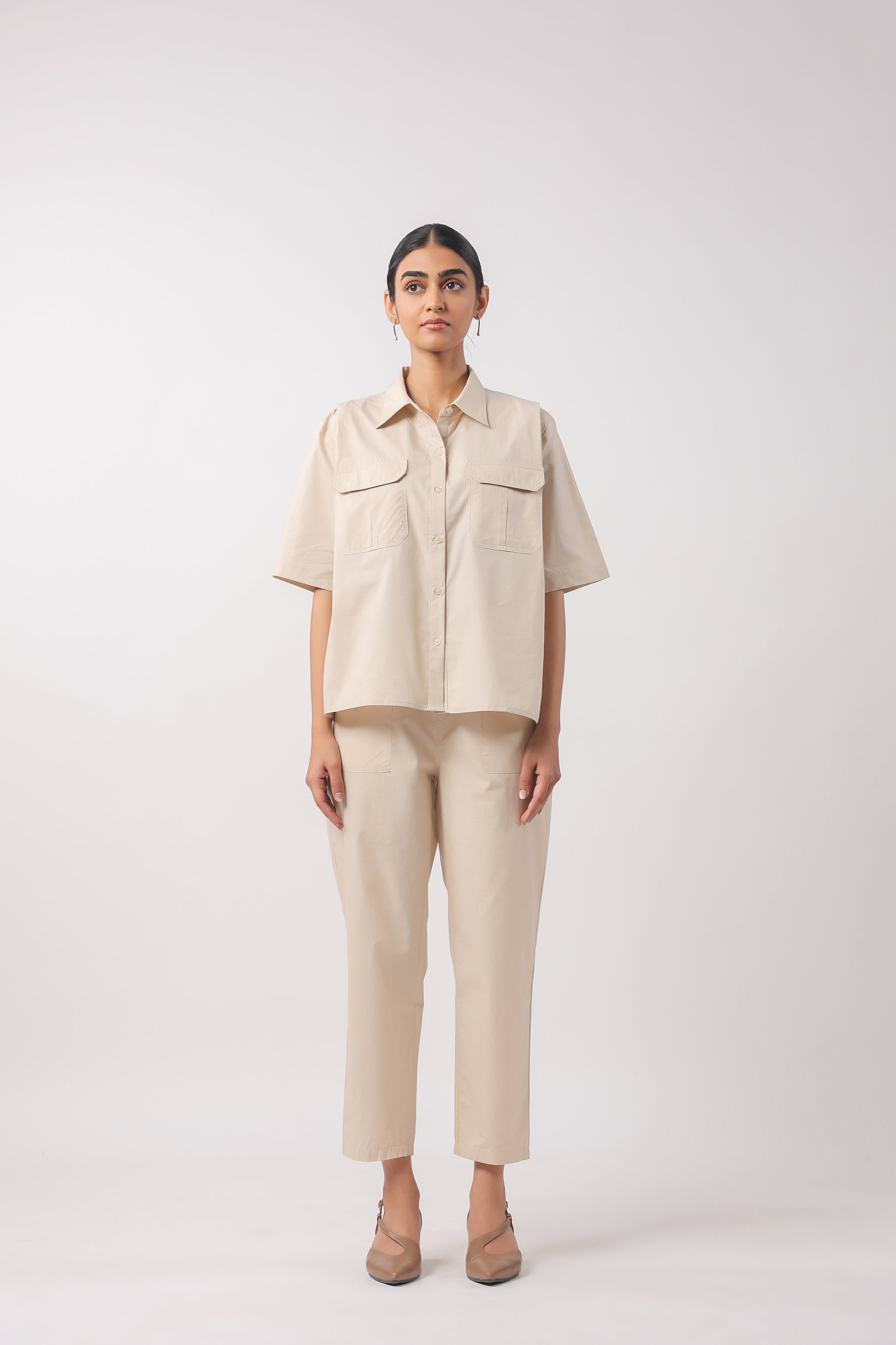 MUUN Women Beige Solid Cotton Half Sleeve Shirt Collar Co-Ord Set