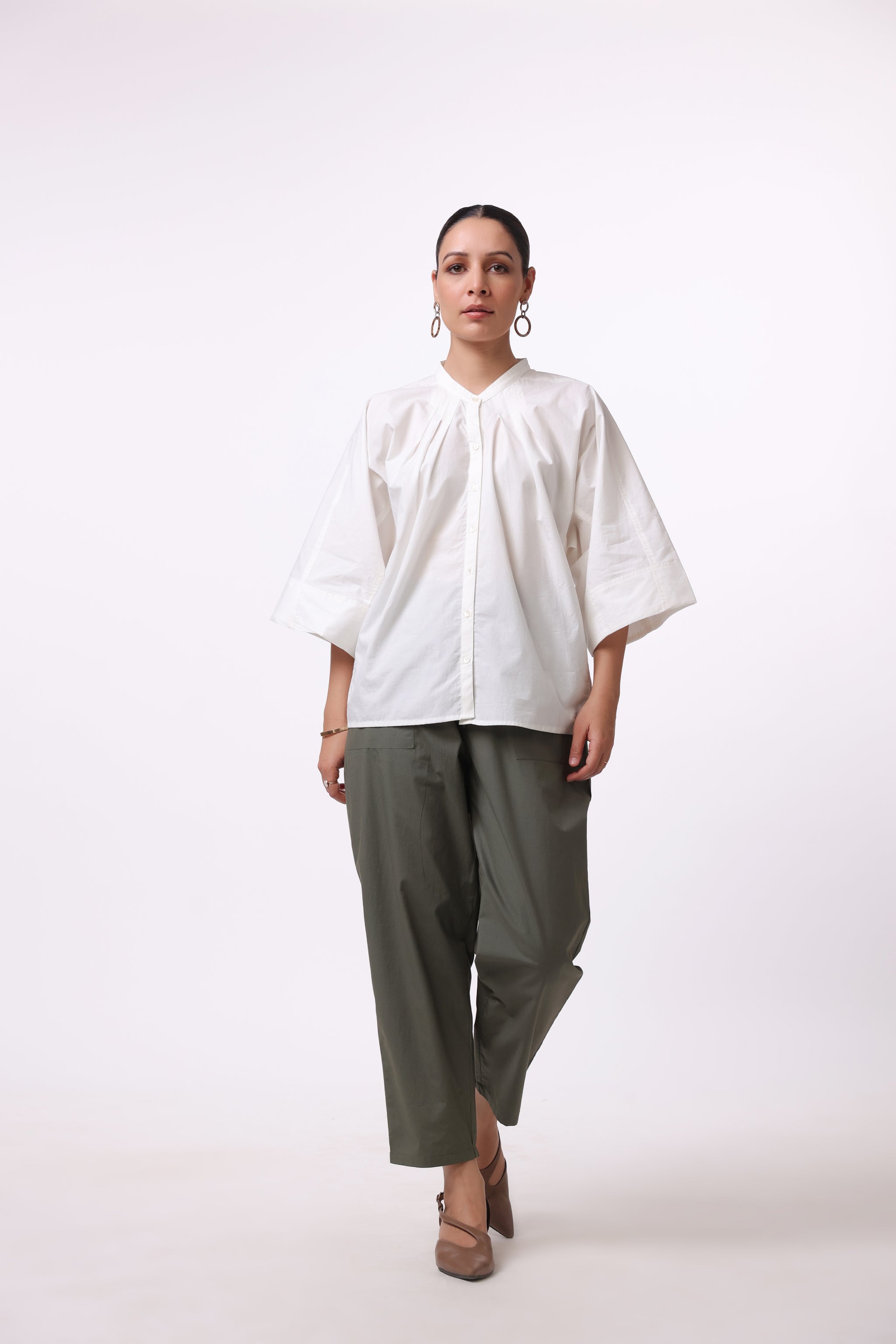 MUUN Women White Solid Cotton Top & Pant Co-Ord Set
